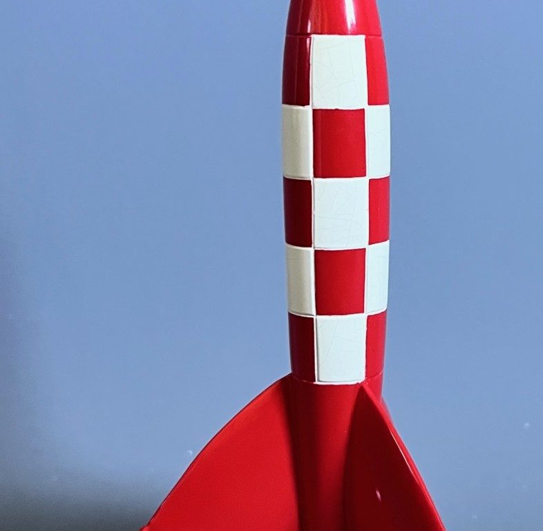 Tintin, Objectif Lune, La fusée 15 cm